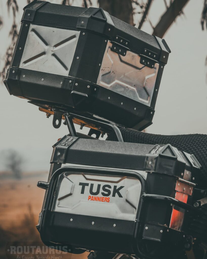 Wil Tail Box And Side Boxes Pair with Fitting - Roadies Store